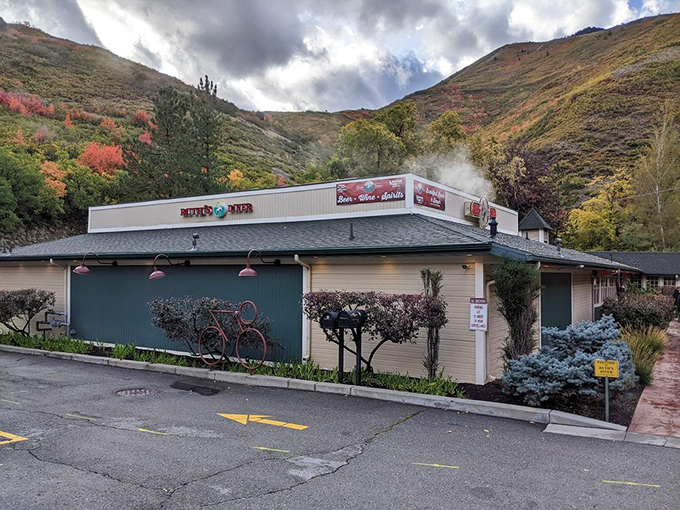 Ruth's Diner nestles into Emigration Canyon like it was carved from the landscape itself, a culinary oasis surrounded by Utah's rugged beauty.