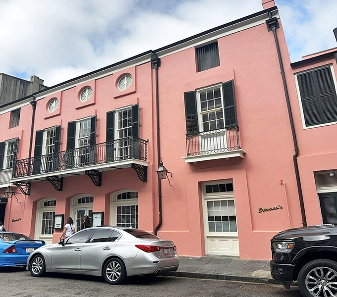 The pink fa&ccedil;ade of Brennan's stands out on Royal Street like a sophisticated Southern belle who knows she's turning heads&mdash;and doesn't mind one bit. 
