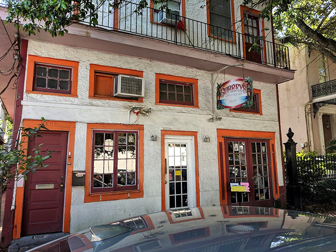 The baby-blue building with hot pink trim isn't playing it safe, just like the breakfast magic happening inside Surrey's Caf&eacute;. 