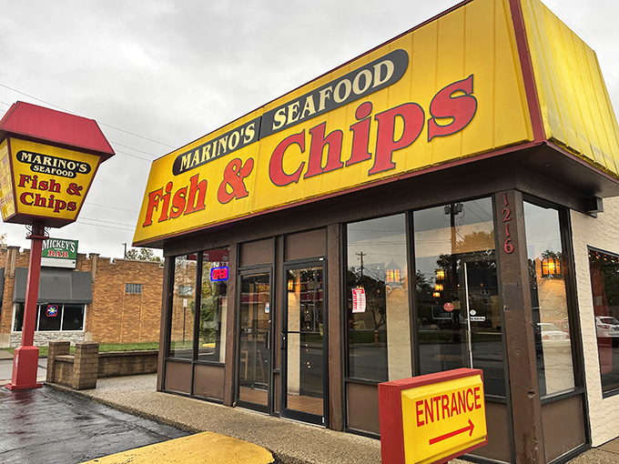 That sunshine-yellow exterior isn't just a building&mdash;it's a beacon of deep-fried hope for seafood lovers stranded in landlocked Ohio.