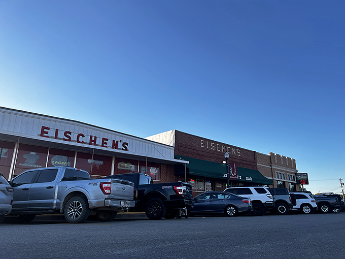 The unassuming exterior of Eischen's Bar stands like a culinary speakeasy in Okarche, hiding chicken treasures that would make Colonel Sanders weep with envy.