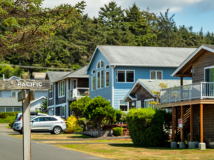 Tolovana Park greets visitors with picture-perfect coastal charm, where mountain backdrops and tidy beach homes create Oregon's version of paradise.