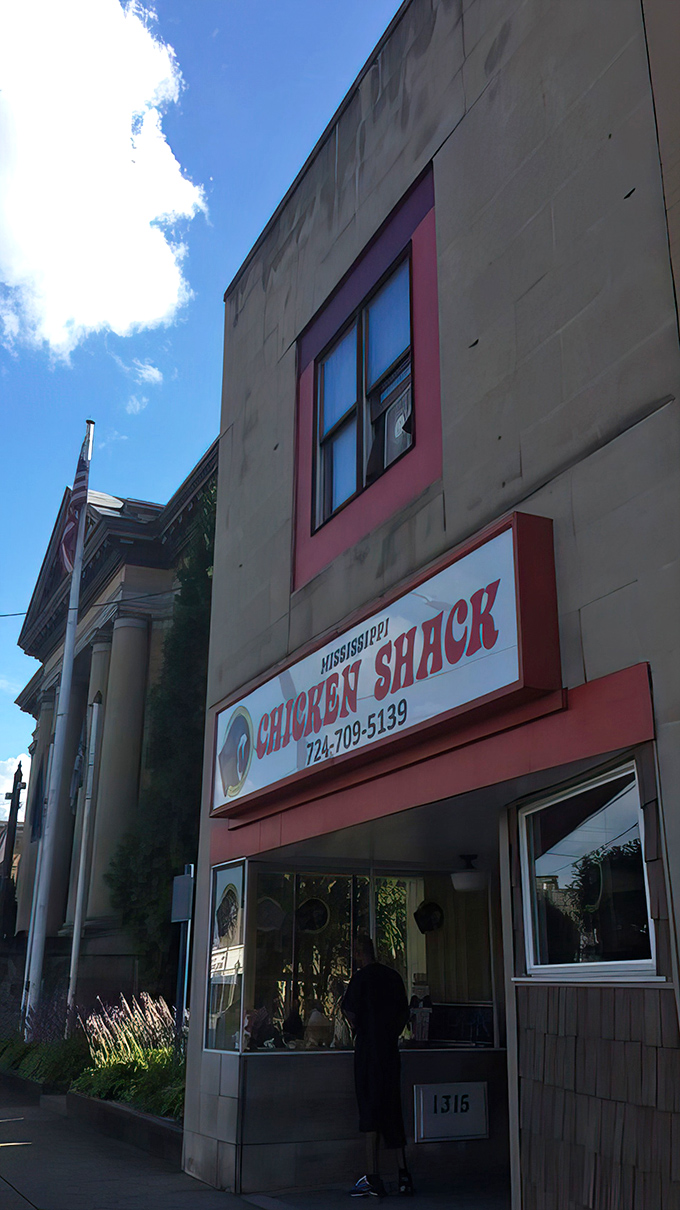 The unassuming exterior of Mississippi Chicken Shack beckons like a siren song to fried chicken aficionados. Sometimes the best treasures hide in plain sight.
