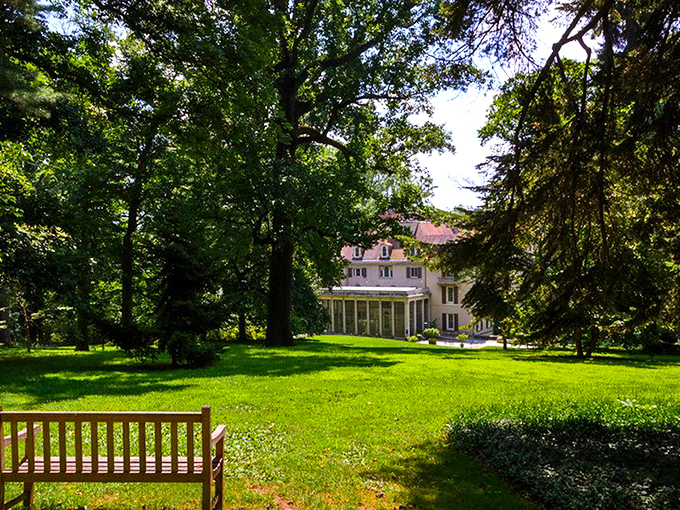 The perfect lawn doesn't exi&mdash; Oh wait, it does! Winterthur's meticulously manicured grounds invite you to kick off your shoes and feel nature's plushest carpet beneath your toes.