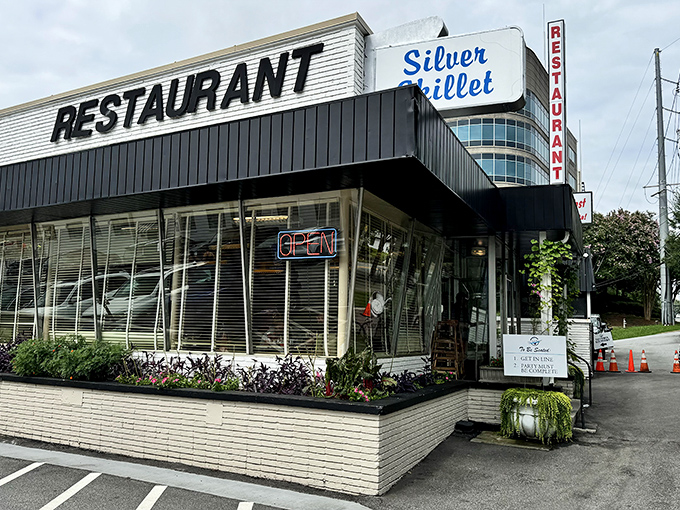 The Silver Skillet stands proudly on 14th Street, its vintage signage a beacon to breakfast lovers seeking authentic Southern comfort food.