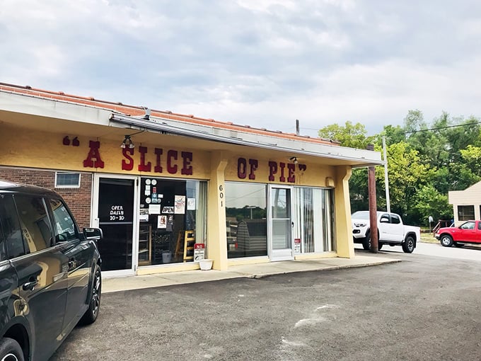 The unassuming storefront might not look like much, but behind that modest green facade lies a treasure trove of pie perfection waiting to be discovered. 