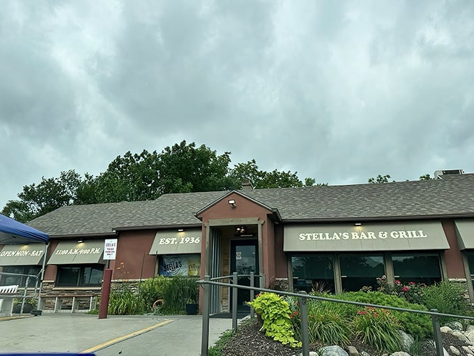 Stella's exterior welcomes you with prairie-style landscaping and a modest facade that belies the burger magnificence waiting inside.