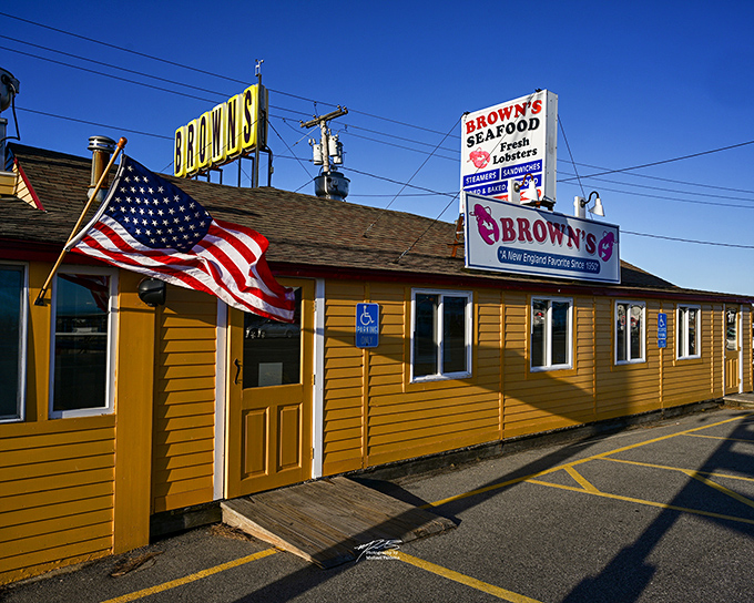 That iconic yellow building with its no-nonsense sign says everything you need to know: seafood doesn't need fancy packaging when it's this fresh.