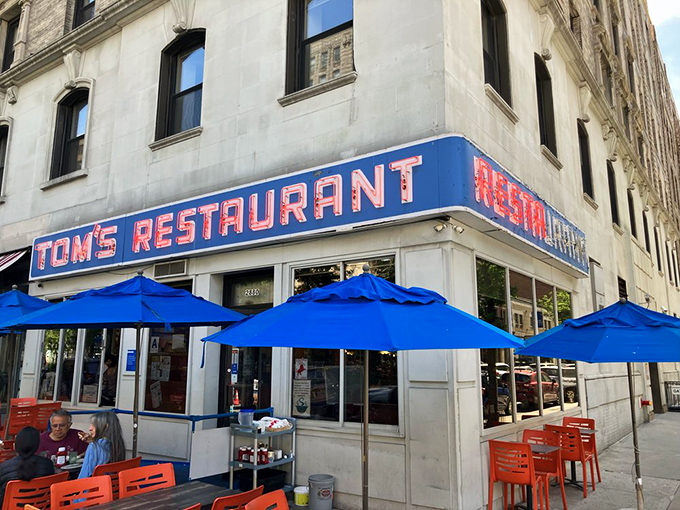 The iconic red "RESTAURANT" sign has welcomed hungry New Yorkers for decades&mdash;and yes, Seinfeld fans will recognize it instantly. 