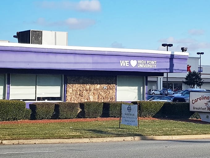 The purple exterior might surprise you, but that neon "OPEN" sign speaks a universal language that translates to "good food inside." 