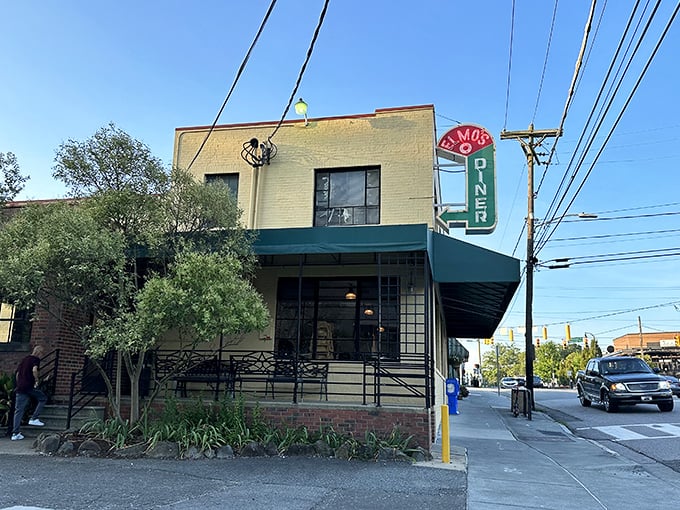 The unassuming exterior of Elmo's Diner in Durham stands like a culinary lighthouse, promising comfort and satisfaction without any unnecessary fuss.