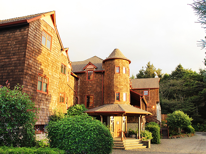 A private balcony perched among autumn foliage offers the perfect spot for an evening glass of Oregon Pinot. Castle living meets forest bathing. 