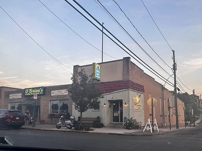 The unassuming exterior of Henry's Salt of the Sea looks like it floated in from a New England fishing village and dropped anchor in Allentown. 