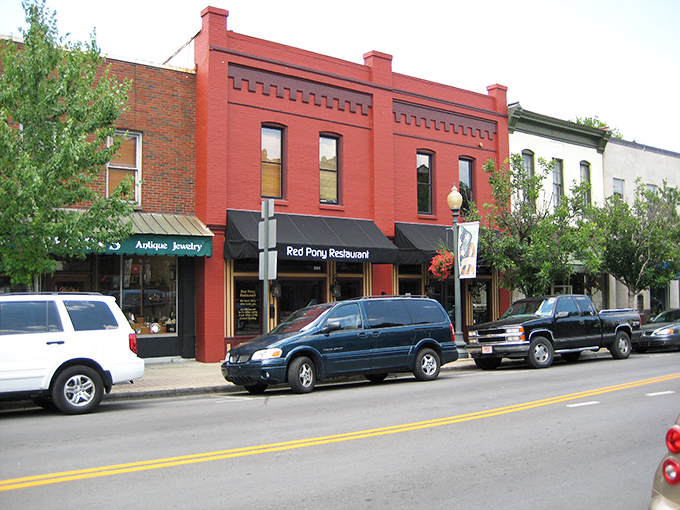 Franklin's historic Main Street looks like a movie set where America's past and present decided to become roommates &ndash; and surprisingly, they get along famously.