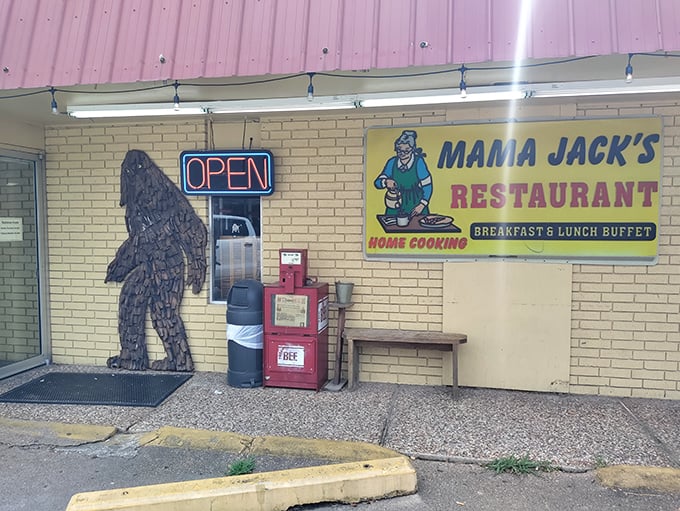 The pink metal roof and bold yellow signage of Mama Jack's &ndash; Texas' culinary equivalent of finding a $20 bill in your winter coat pocket.