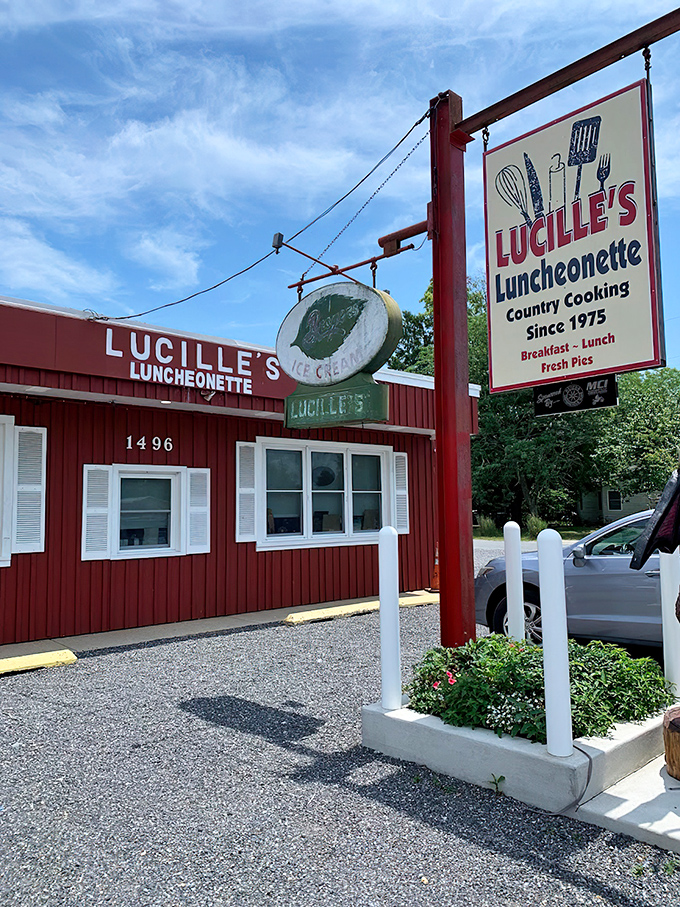 The red barn-like exterior of Lucille's isn't trying to impress anyone, which is exactly why it impresses everyone. Classic Americana at its finest.