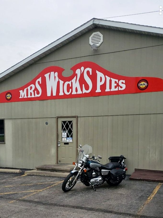The unassuming exterior of Mrs. Wick's hides a treasure trove of pie perfection. Like finding a diamond in the rough, this Winchester landmark delivers big on flavor.