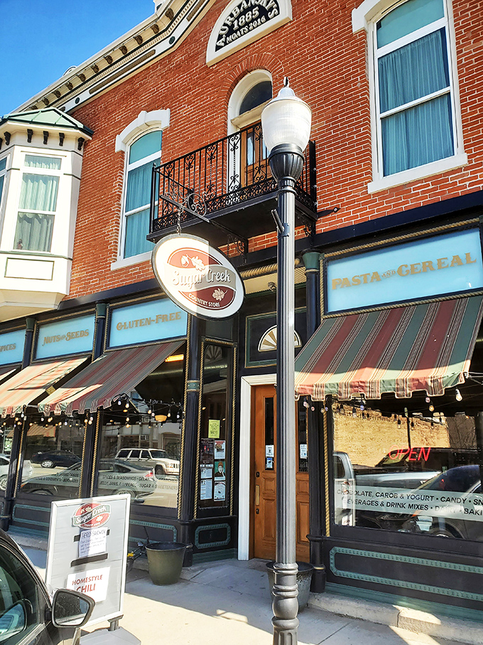 The historic brick fa&ccedil;ade of Sugar Creek Country Store beckons like an old friend, promising delicious treasures behind that charming wooden door. 
