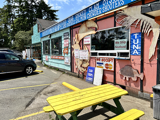 The colorful exterior beckons seafood lovers like a lighthouse calls to ships. This unassuming coastal gem promises treasures within. 