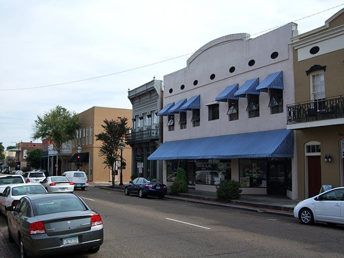 Natchez's historic downtown looks like a film set where the director forgot to yell "cut," and the charm just keeps rolling through the centuries.