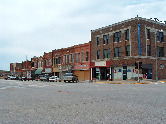 Highway 77 cuts through Perry like a ribbon unwrapping a gift, inviting travelers to slow down and discover what lies beyond the traffic light.