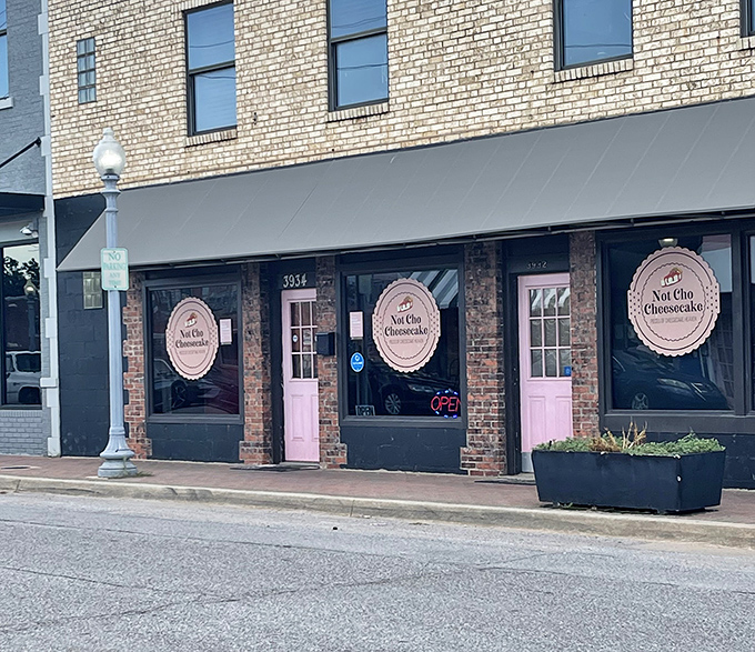 Those pink doors aren't just inviting – they're practically a portal to cheesecake nirvana. Downtown Bethany's sweetest secret awaits.