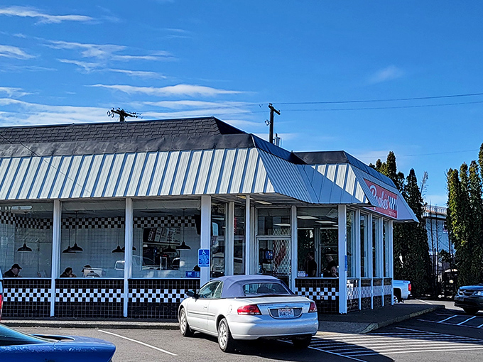 The unassuming exterior of Roake's stands like a time capsule on Columbia Boulevard, promising simple pleasures that fancy restaurants often forget.