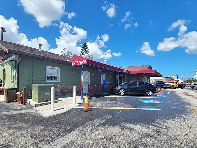 The unassuming exterior of Yoder's belies the culinary treasures within, like a delicious secret hiding in plain sight on Sarasota's Bahia Vista Street.