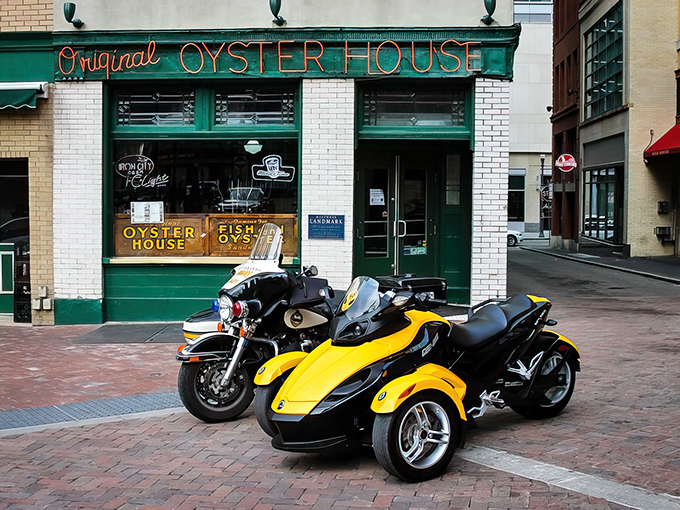 That iconic red neon sign has been beckoning hungry Pittsburghers since 1870. Some relationships don't last this long, but this love affair with seafood endures.