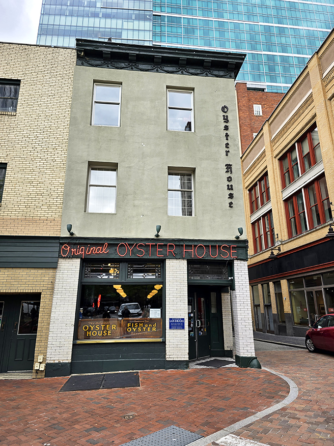 That iconic red neon sign has been beckoning hungry Pittsburghers since 1870. Some relationships don't last this long, but this love affair with seafood endures.