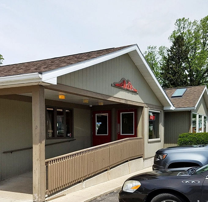 The unassuming exterior of Mrs. Wick's hides a treasure trove of pie perfection. Like finding a diamond in the rough, this Winchester landmark delivers big on flavor.