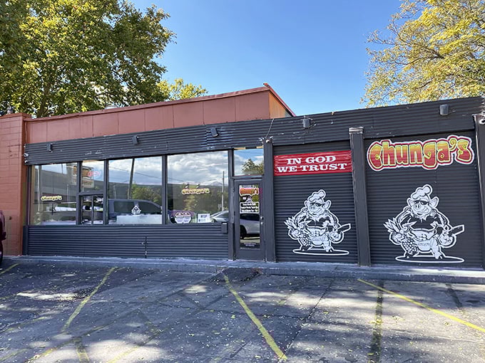 The unassuming exterior of Chunga's hides culinary treasures within, like finding a Picasso at a yard sale. "In God We Trust" indeed—especially when it comes to their enchiladas.