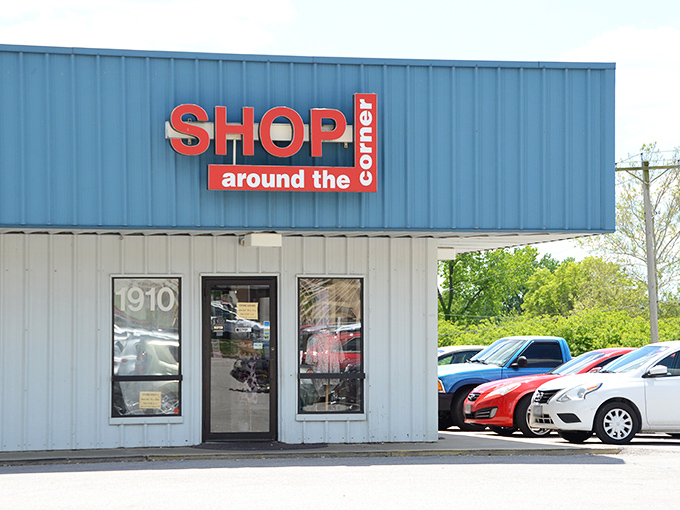 The unassuming blue-trimmed exterior might fool you, but this secondhand wonderland is Missouri's answer to Ali Baba's cave of treasures. 