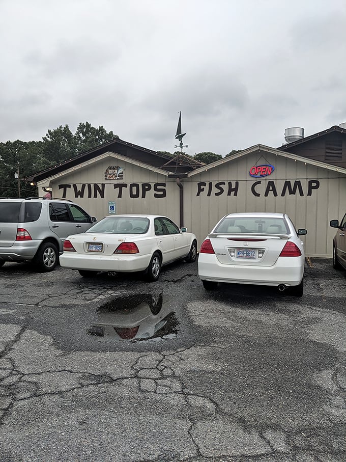The unassuming exterior of Twin Tops Fish Camp stands as a beacon to seafood lovers. No fancy frills needed when the food inside speaks volumes.