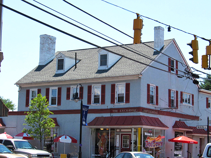Downtown Middletown's Main Street offers that perfect small-town charm where historic buildings house modern businesses. Like finding an unexpected $20 in your winter coat pocket.