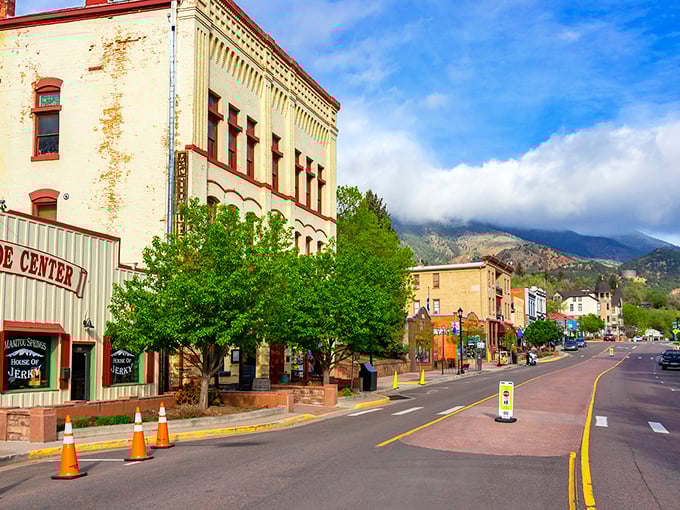 Manitou Springs' historic downtown looks like a movie set where the mountains decided to photobomb every postcard-perfect shot.