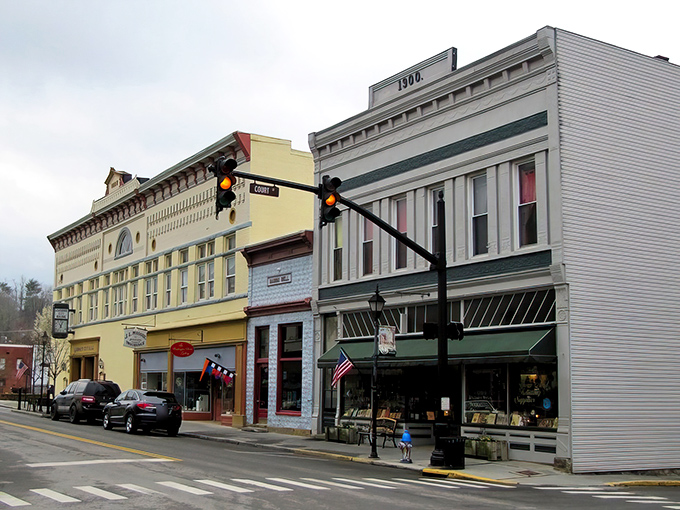 Downtown Lewisburg greets visitors with colorful storefronts and that small-town charm that makes you want to park the car and wander awhile. 