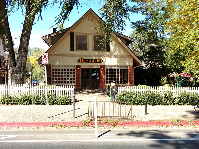 The colorful Rainbow sign welcomes you like an old friend promising good times ahead. Those crosshatched doors? The gateway to breakfast paradise.