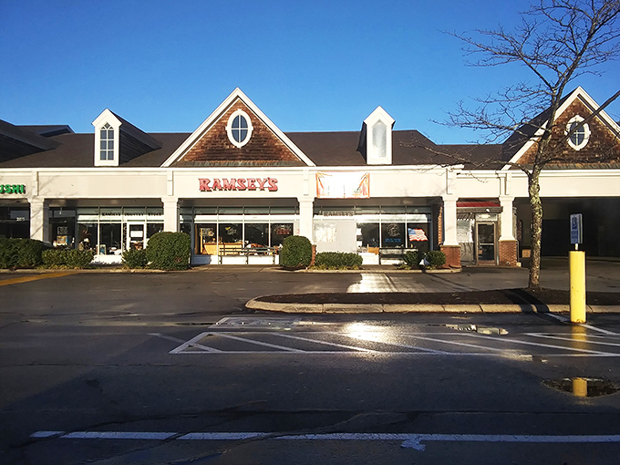 The unassuming storefront belies the culinary treasures within. Ramsey's Andover location welcomes hungry Lexingtonians with its charming fa&ccedil;ade and promise of comfort food perfection.
