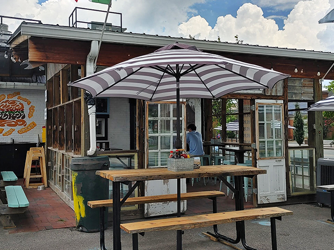 The modest white brick exterior of Al's belies the burger magic happening inside. Sometimes the greatest treasures hide in the plainest packages. 