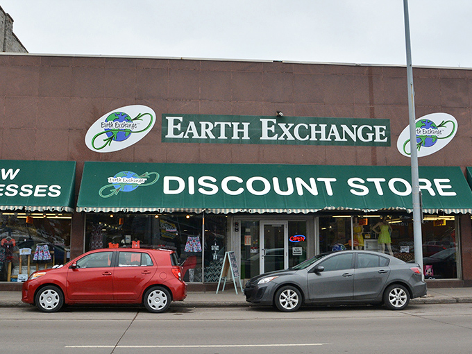 Welcome to the Emerald City of thrift! Earth Exchange's storefront promises a treasure trove of pre-loved wonders, with a dash of Van Gogh for good measure.
