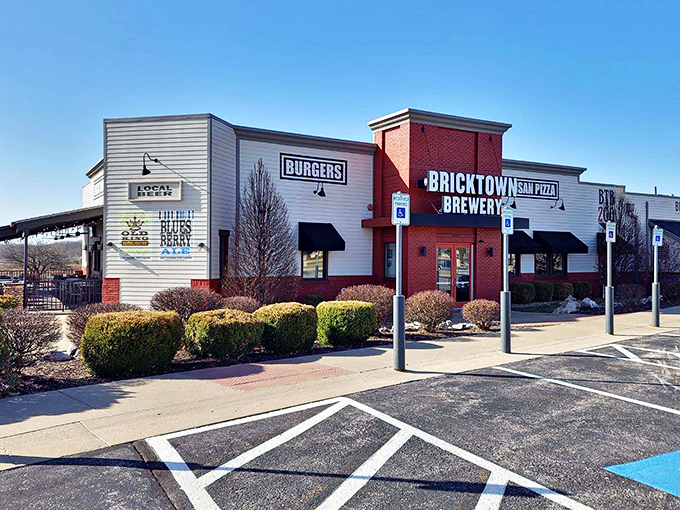 The iconic red brick facade of Bricktown Brewery stands proudly on Glenstone Avenue, promising comfort food nirvana inside those welcoming doors. 