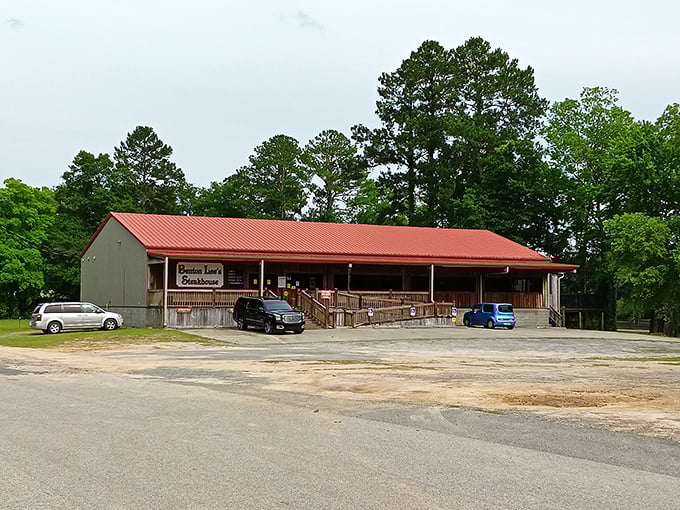 Don't judge this book by its cover&mdash;behind that humble red roof and wooden porch lies a carnivore's paradise worth every mile of your rural detour. 