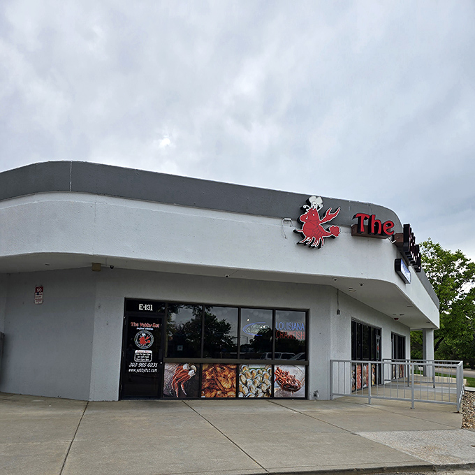 The unassuming exterior of The Yabby Hut belies the seafood treasures within. Like finding pearls in an oyster, the real magic happens once you step inside.