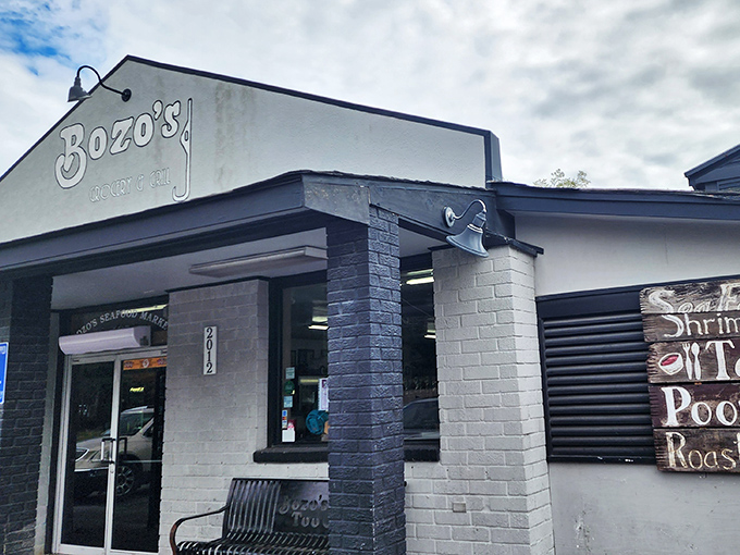 1. the mouth watering seafood at this unassuming restaurant is worth the drive from anywhere in mississippi