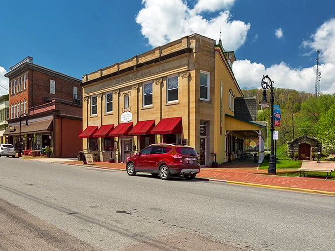 Brick buildings stand as a testament to Oakland's preserved charm, where vintage architecture transports you to simpler times.