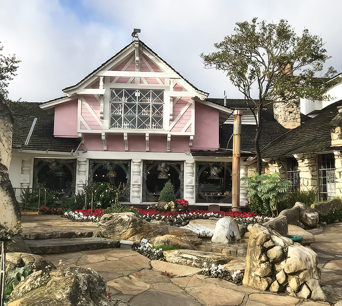 1. the quirky restaurant that&rsquo;s worthy of a road trip from any corner of california