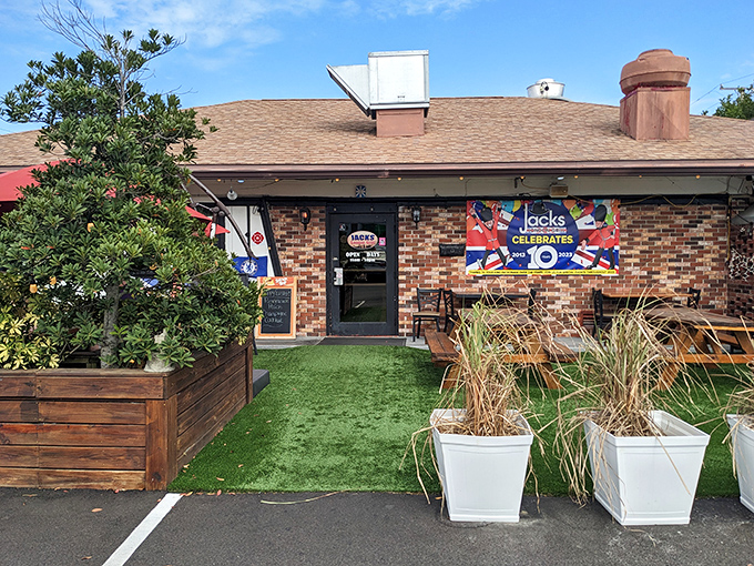 A slice of Britain in the Sunshine State! Jack's London Grill beckons with its Union Jack bunting and promise of fish and chips &ndash; no passport required.