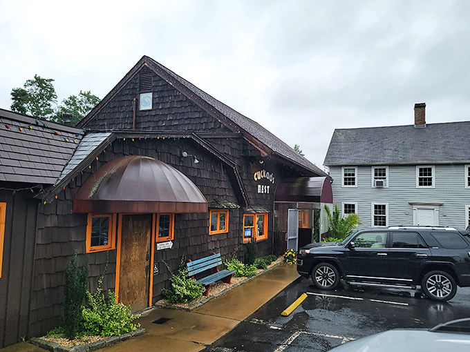 The outdoor bar screams vacation vibes with its turquoise accents and colorful papel picado flags. Connecticut meets Canc&uacute;n in this sun-dappled patio paradise.