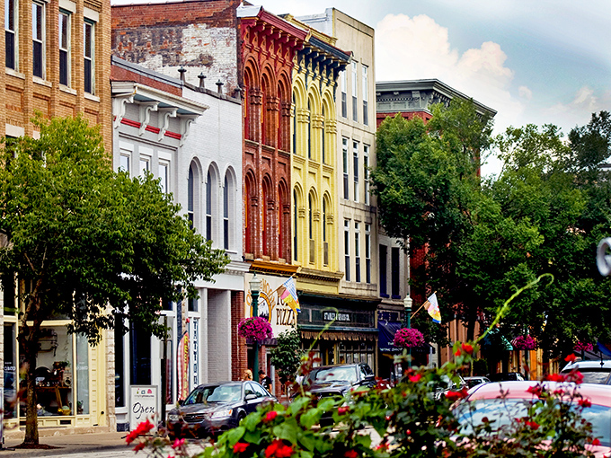 Marietta's downtown looks like a box of crayons decided to start a real estate empire. These Victorian facades tell stories that Netflix wishes it could stream.